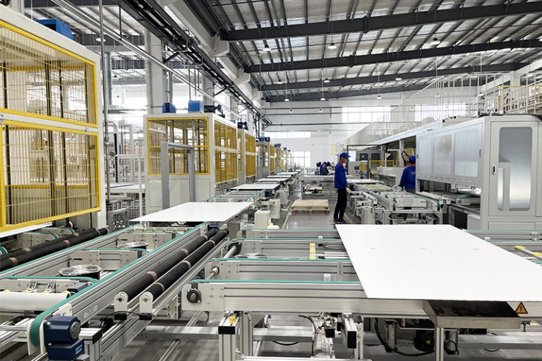 Sunway Manufacturing Base - Professional Solar Solution Provider